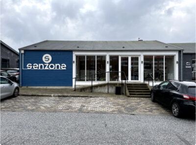 Senzone | Effektiv behandling af smerter i fødderne!